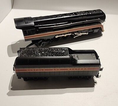 Williams By Bachmann J Class 4-8-4 Loco & Tender Norfolk Williams By Bachmann J Class 4-8-4 Loco & Tender Norfolk