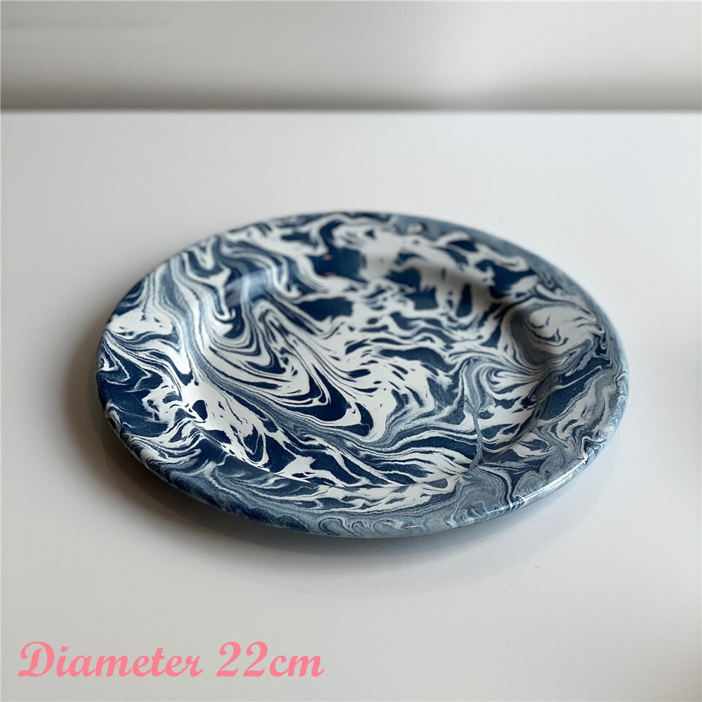 Simple Plate Designs