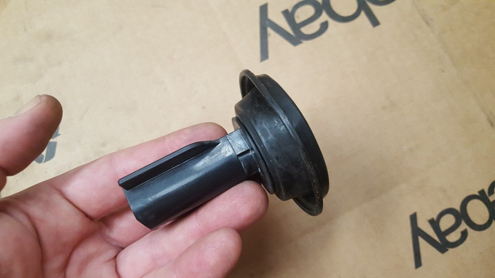 95-98 Suzuki GSXR1100 W 97-00 GSF1200 S carburetor slide diaphragm ...