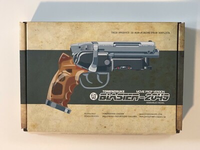 RARE BLADE RUNNER Tomenosuke 2049 Blaster Deckard NEW - Less Than 150 ...