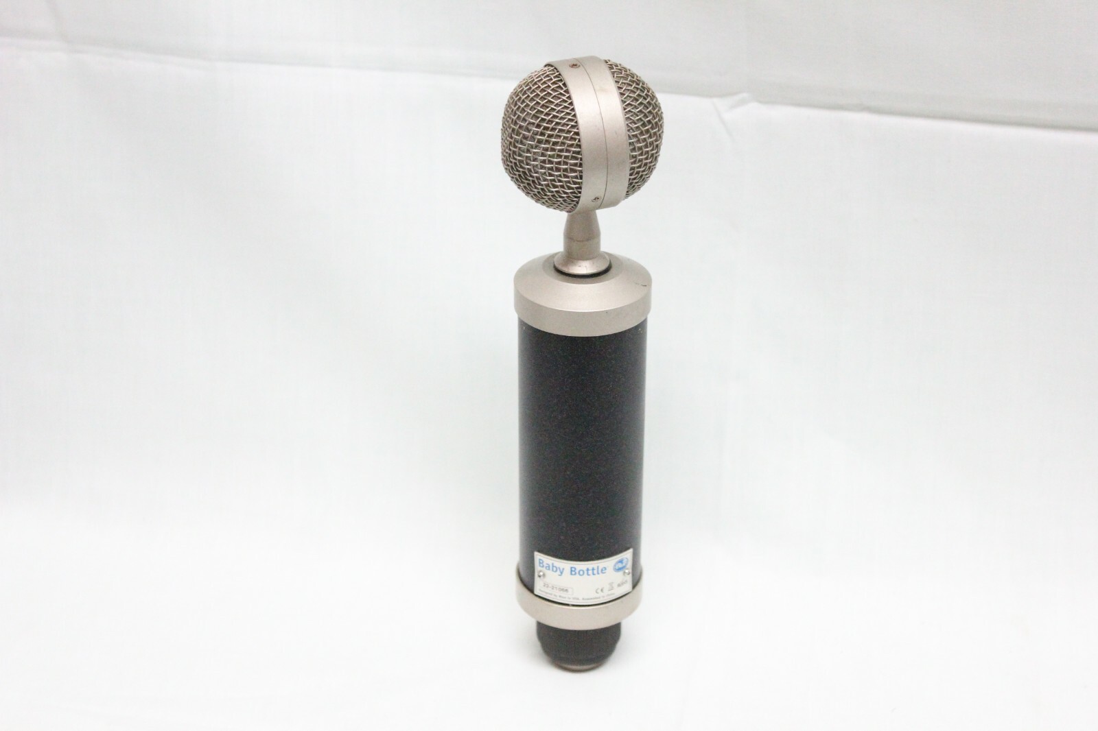Blue Microphones Baby Bottle Condenser Cable Professional Microphone ...