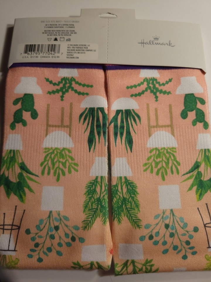 NEW Hallmark Crew Socks Encourement Grow Through it Novelty Socks NWT ...