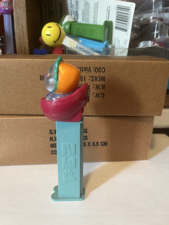 Chick In Egg Crystal PEZ Convention Dispenser from 2005 | eBay