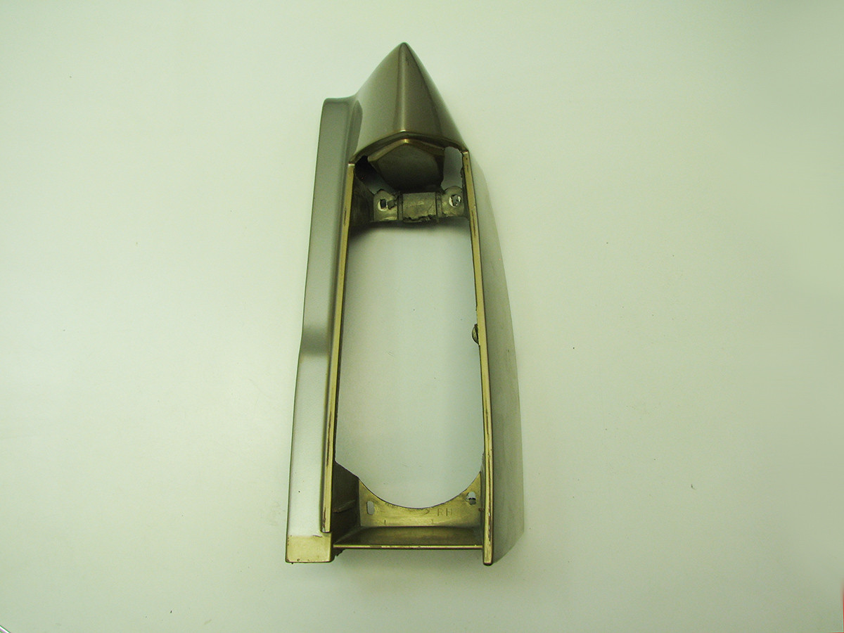 80-83 Lincoln Continental Mark VI Rear Right Side Quarter Corner Body ...