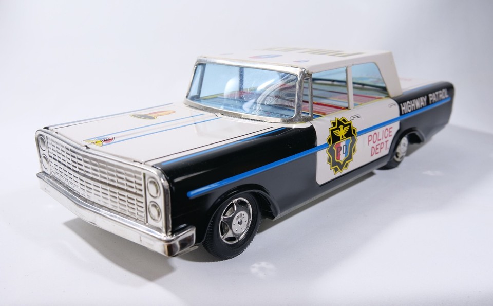 14" BiG Vintage Tin Litho Friction Toy JAPAN HIGHWAY PATROL POLICE CAR ...