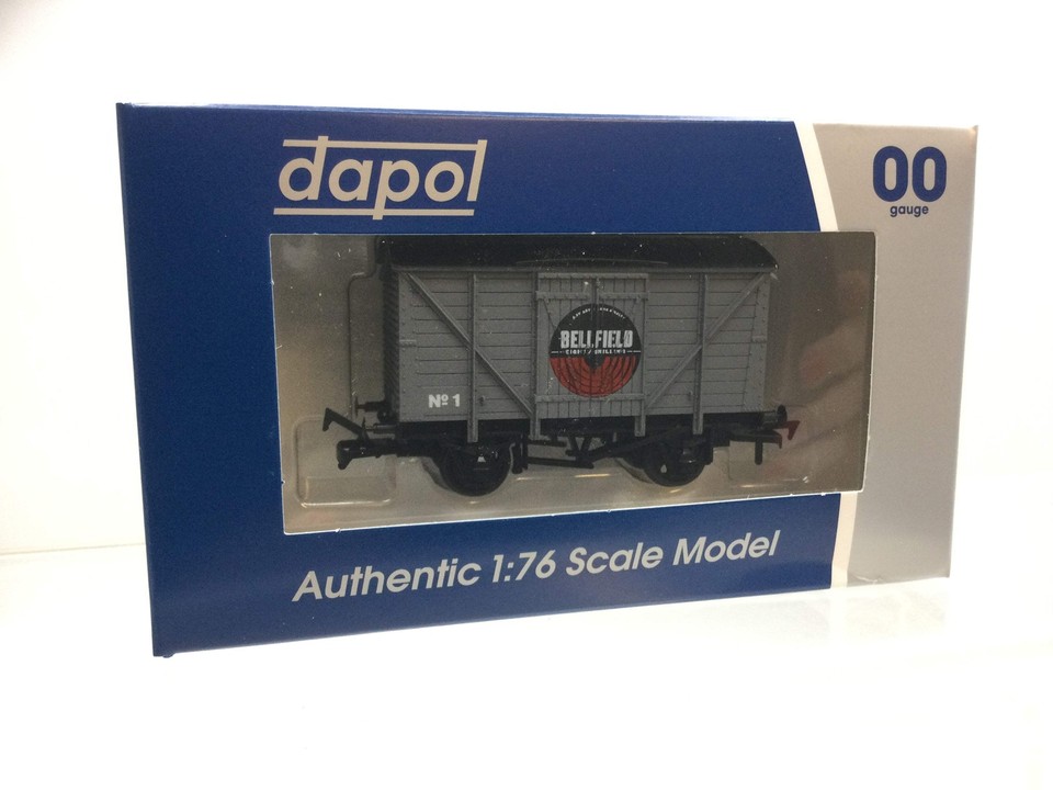 Dapol 4F-012-065 OO Gauge Ventilated Van Bellfield Brewery Eighty ...