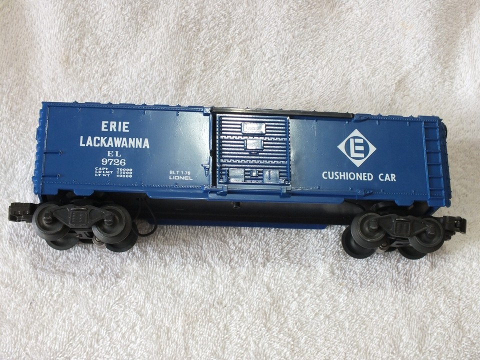LIONEL ERIE LACKAWANNA BOX CAR CONVERTED TO ELECTRO COUPLER | eBay