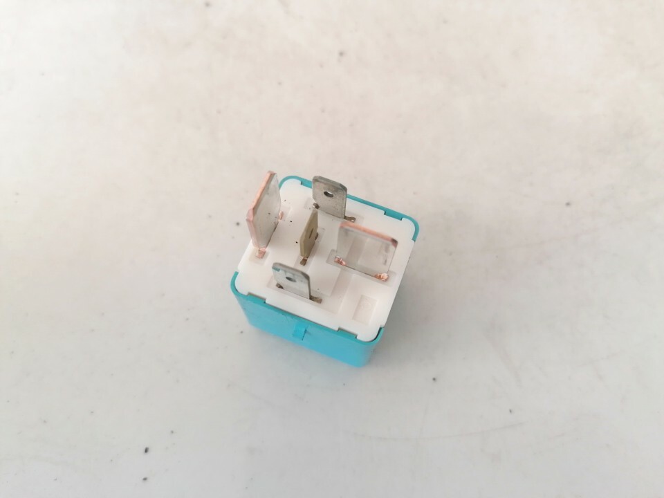 9098704010 90987-04010 156700-2550 Relay module for Toyota RAV-4 ...
