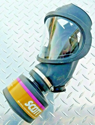 MSA Gas Mask / Ultravue Respirator w/ Scott 40mm CBRN / NBC Filter ...