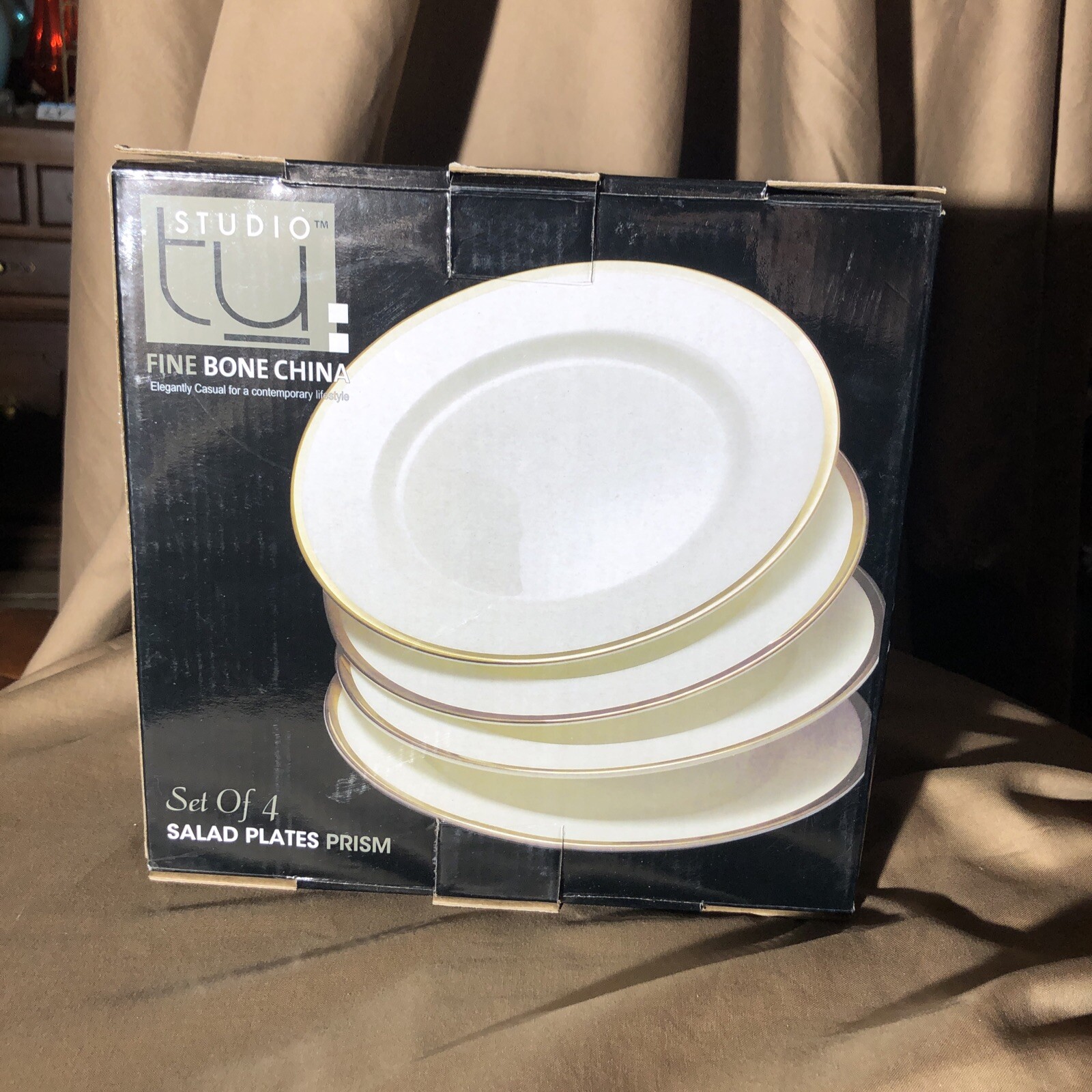 Studio Tu Fine Bone China
