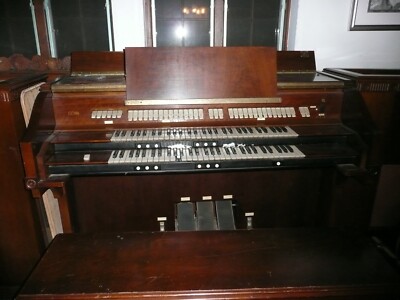 CONN Organ, Converted Tube to Digital, Two Manuals 61 Keys Each, 32 ...
