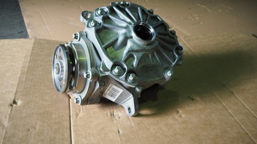MERCEDES BENZ W205 C CLASS 2017 FRONT AXLE CARRIER DIFFERENTIAL ...