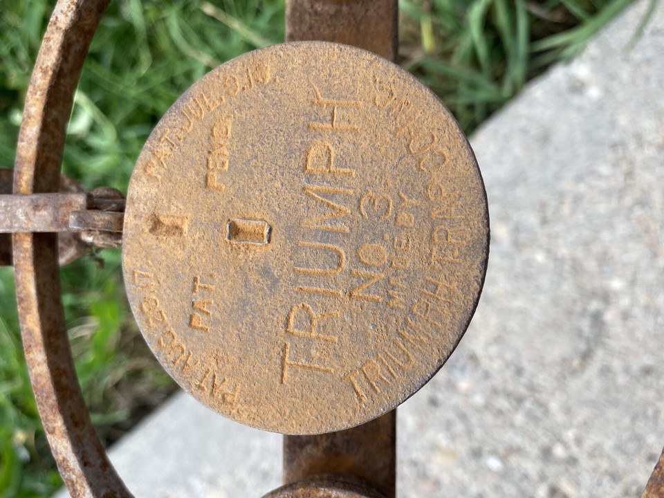 Vintage Triumph No 3 Trap CAST Jaw Lugs Double Long Spring DLS Beaver ...