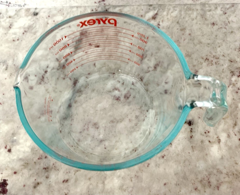 PYREX- Prepware 4-cup Measuring Cup- Red Graphics- Clear Open Handle ...