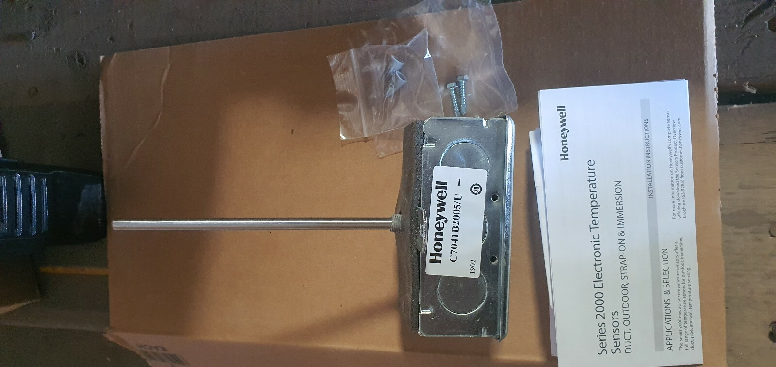 Honeywell 20k OHM NTC 6in Duct Sensor C7041B2005/U QTY2 | eBay