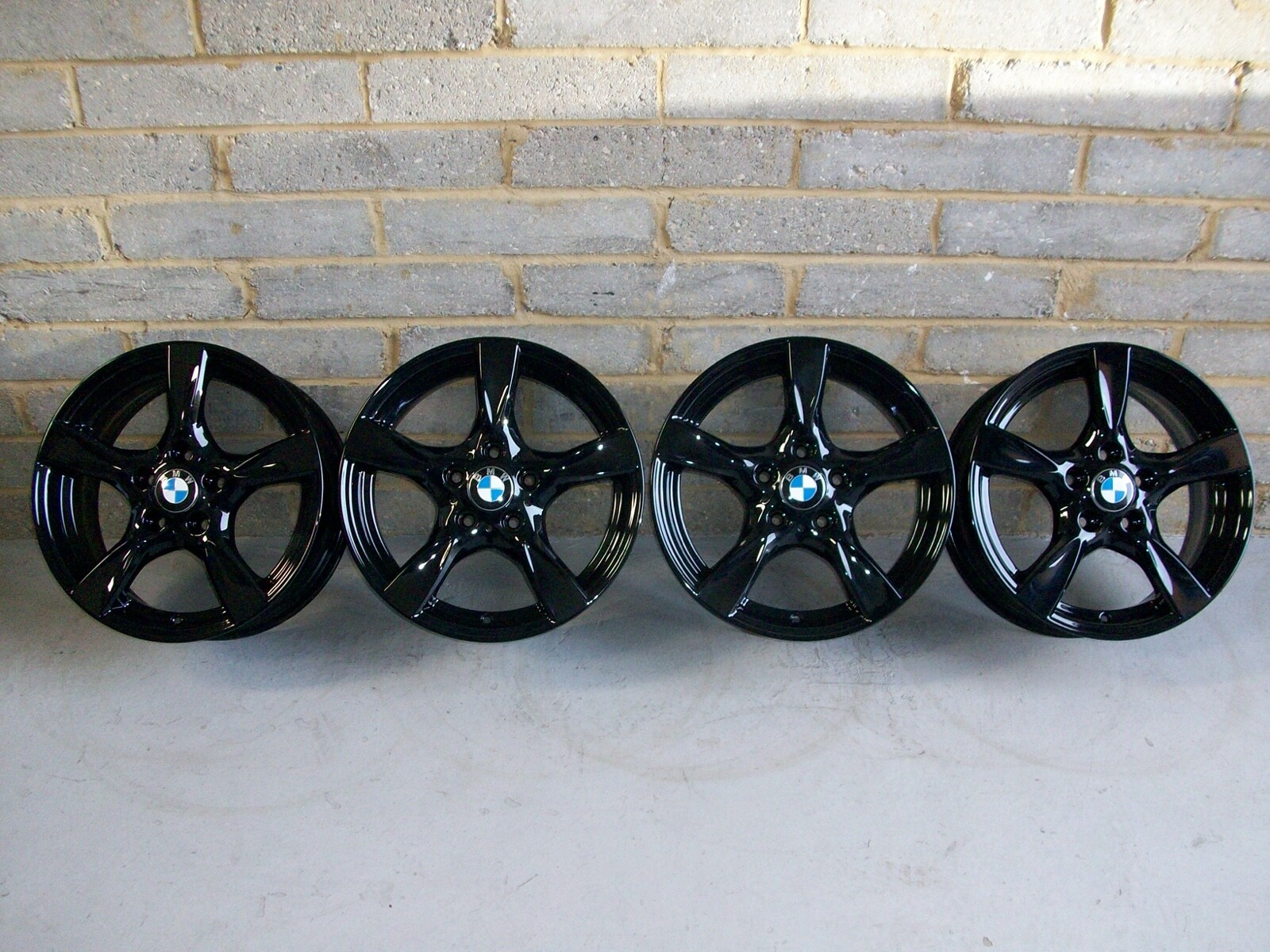 Genuine 17" BMW 1 Series E81 E82 E87 E88 3 Series Black Alloy Wheels ...