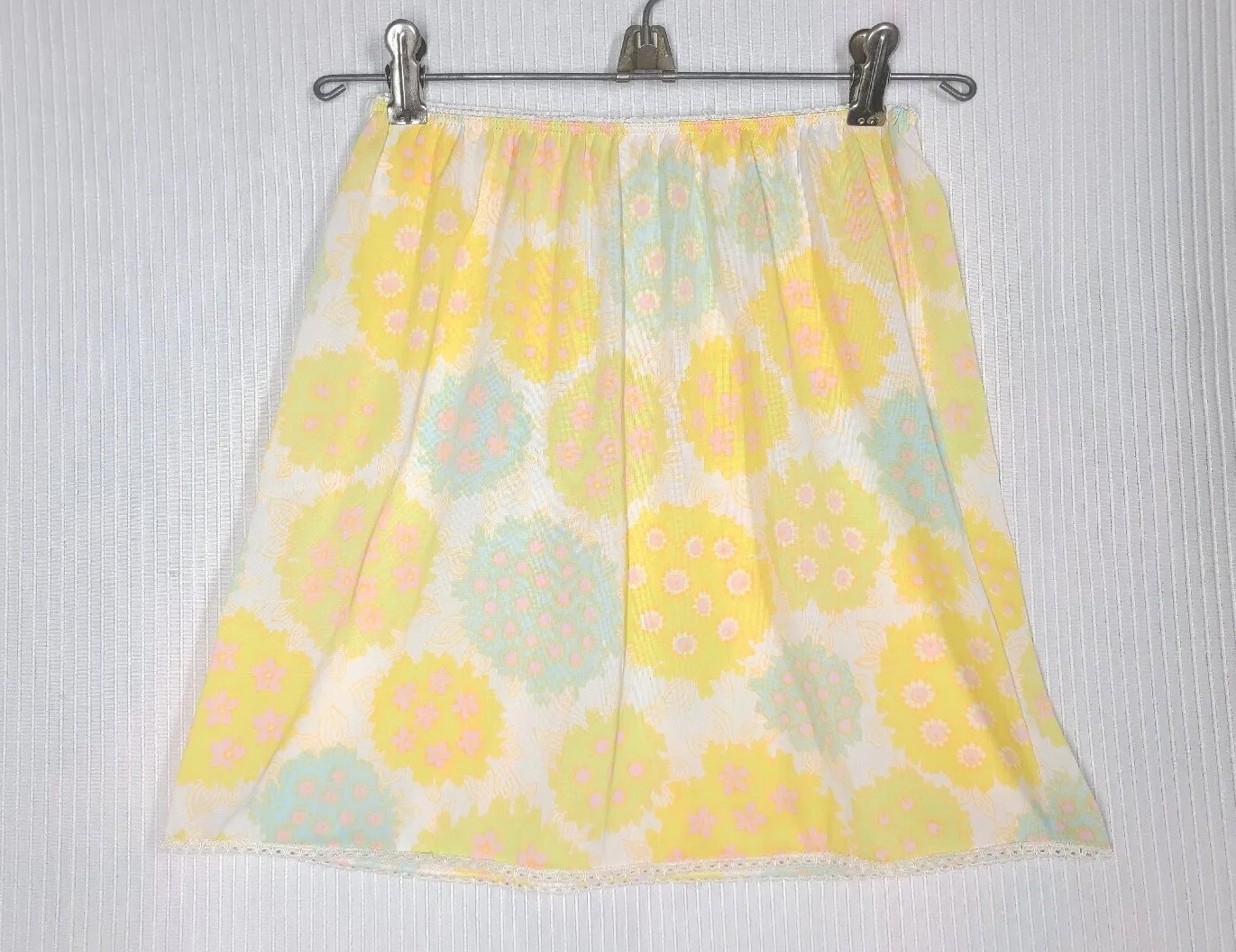 Vtg 60s Nylon Mod Micro Mini Slip Silky Knit Flower S… - Gem