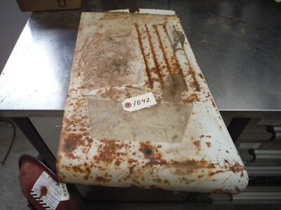 IH FARMALL 966, 1066, 1466, 1566 LEFT RADIATOR SIDE PANEL WITH LOOVERS ...