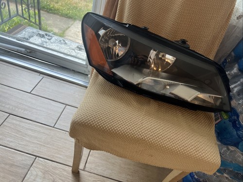 2015 Volkswagen Passat Right Passenger Side Headlight Assembly OEM ...