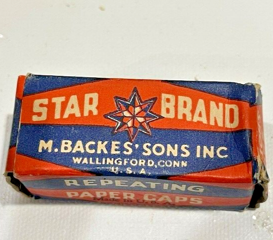 589 - Vintage 1960's Star Brand / M. Backes Sons Repeating Caps Box ...