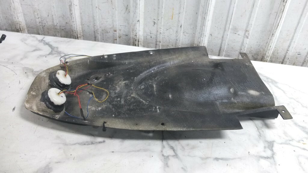 03 Honda RVT1000 R RVT 1000 RC51 RC 51 Lower inner fender Under Tail ...