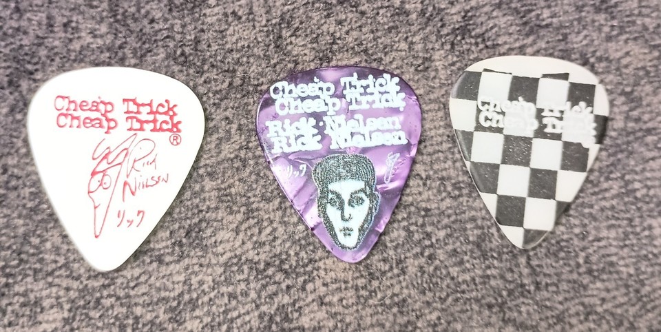 Lot of 6 rarer Vintage Cheap Trick Guitar Picks Rick Nielsen and Tom ...