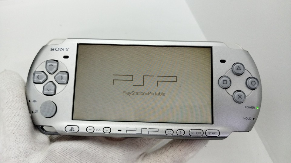SILVER Sony PSP 3000 System w/Charger [Region Free] Tested Good ...
