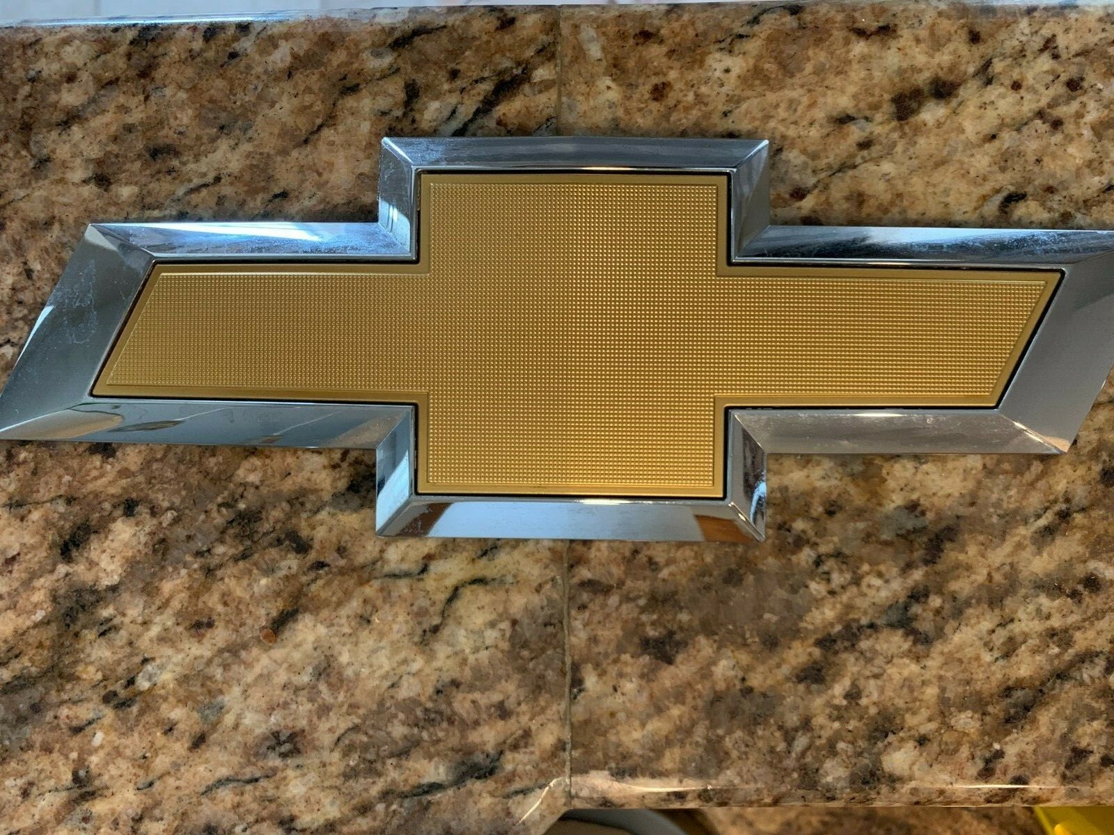 2014-2018 Chevrolet Silverado 1500 Tailgate Bowtie Emblem Badge ...