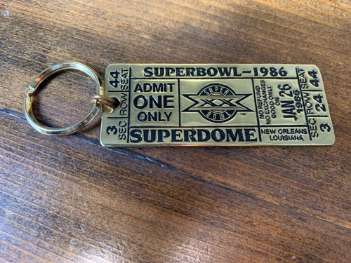1986 Super Bowl XX GoldTone Key Chain Ticket Stub Superdome New Orleans ...