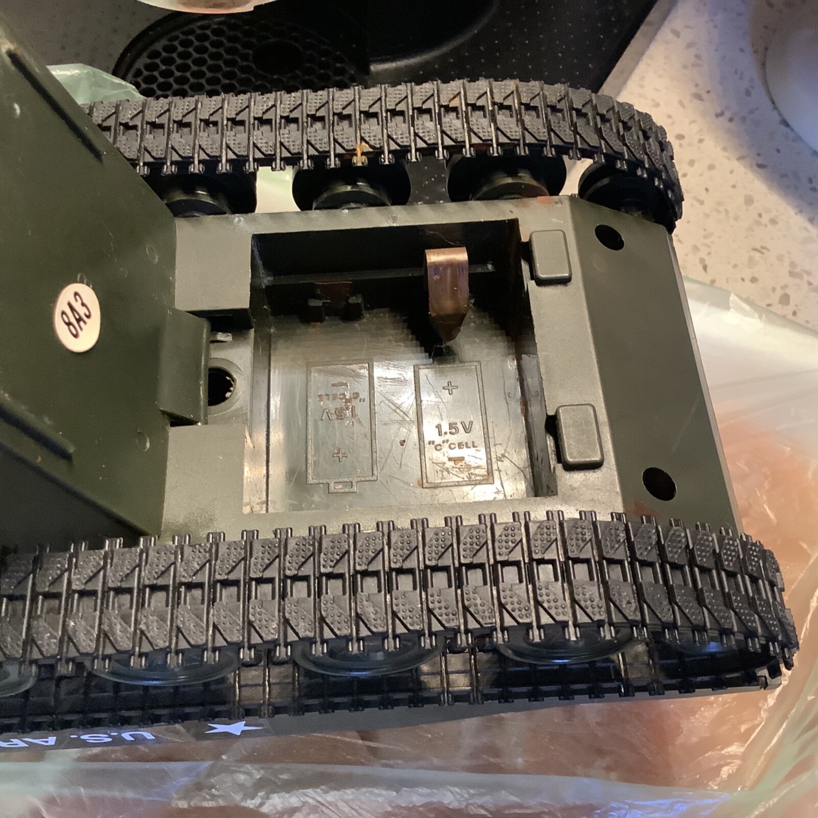 tandy corp.- radio shack- tank- hong kong - not working battery ...