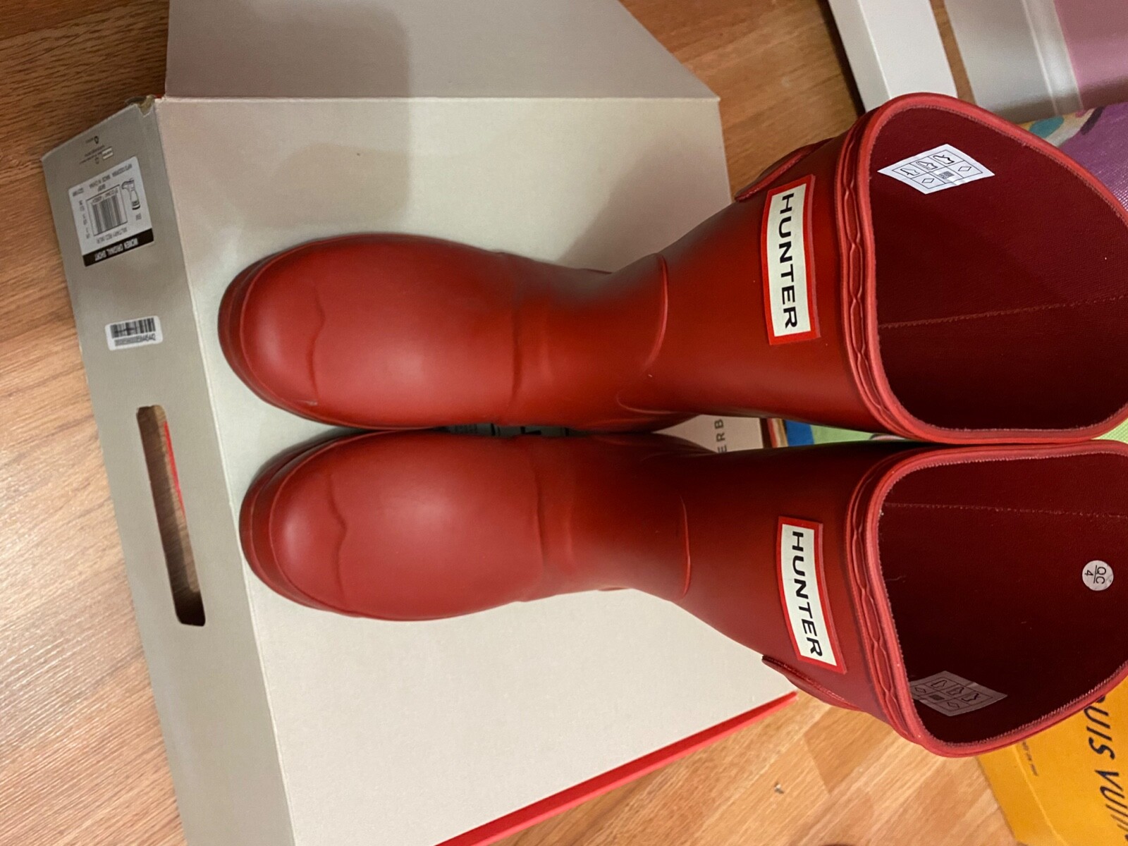 Hunter Red Rubber Waterproof rain boots - Gem