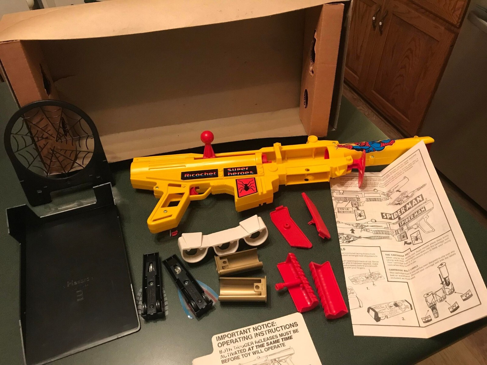 Vintage Spiderman 1975 Hasbro Ricochet Racers set in box w/directions ...