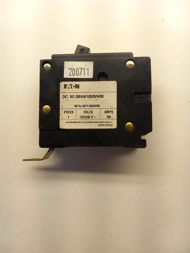 Eaton USD QBHW1030VH08 Miniature Circuit Breakers (MCBs) QBHW 1P 30A ...