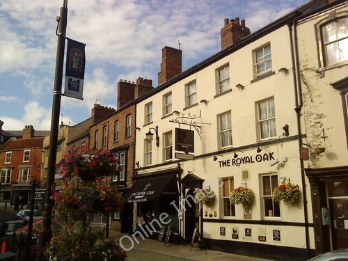 Photo 6x4 The Royal Oak, Kirkgate Ripon c2010 | eBay