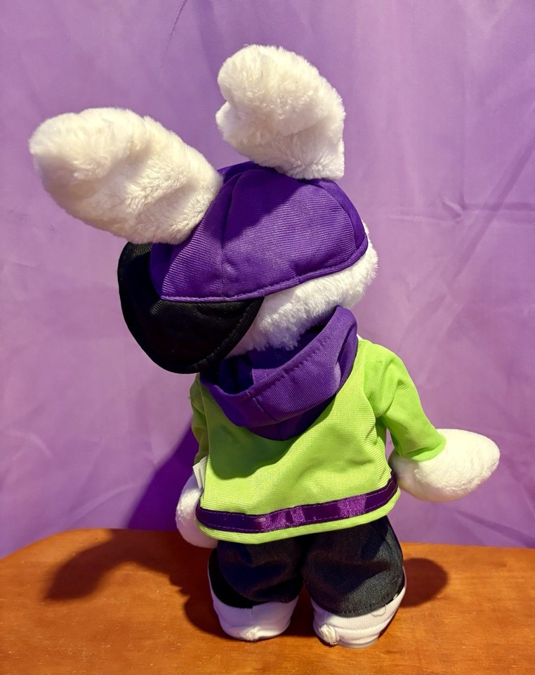 Hippity Hop Bunny musical Animatronic (plays song but doesn't move) SEE ...