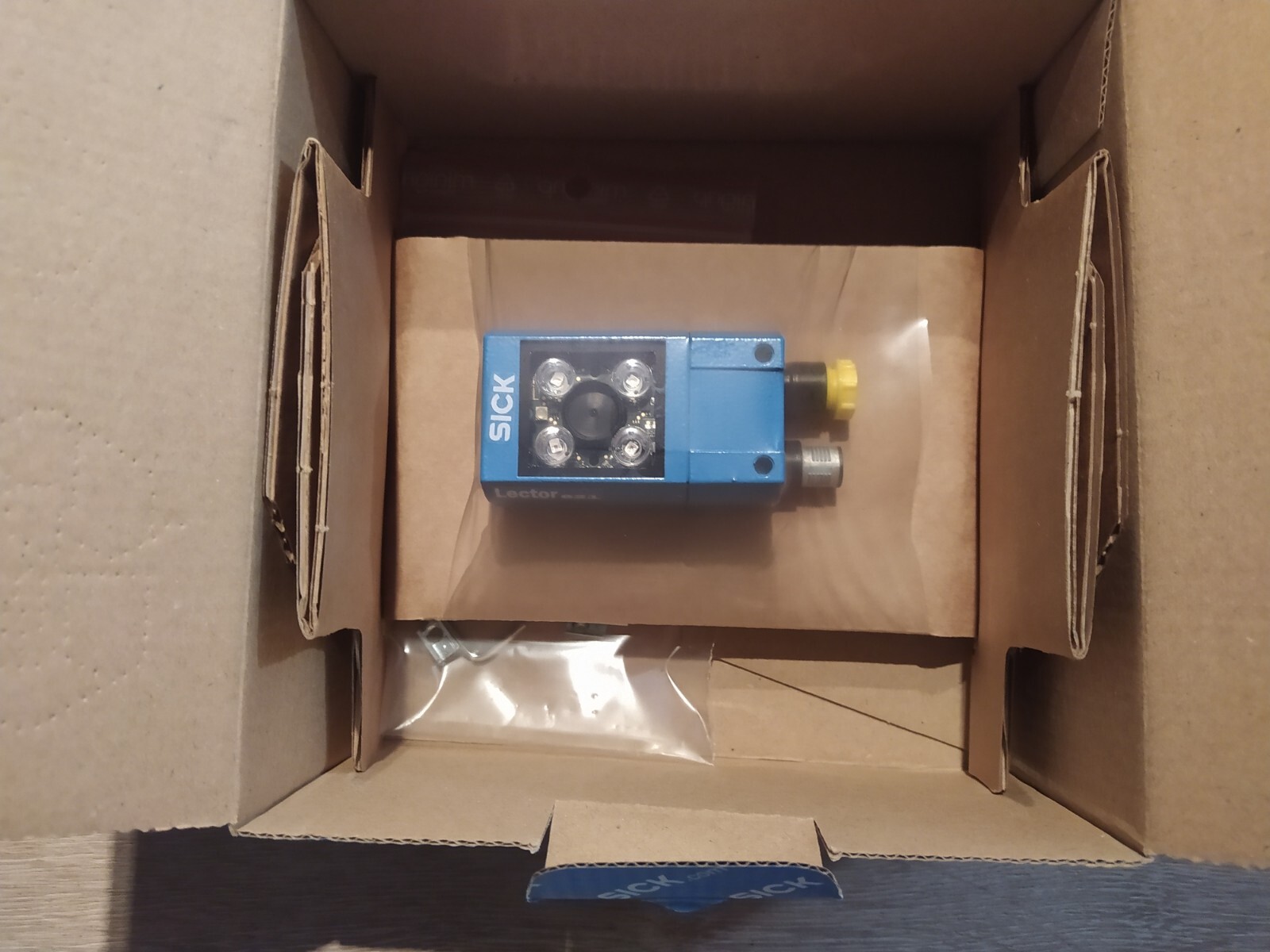 SICK industrial camera V2D621R-2MSFBB5 for sale online | eBay