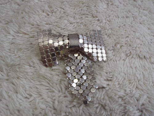 Silvertone Mesh Bow Pin (D49) | eBay