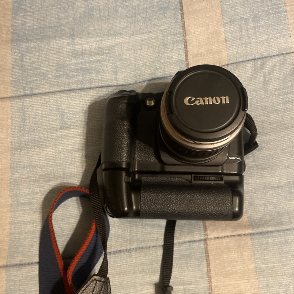 Canon EOS 60D Camera Wi EF 28-90 mm Zoom Lens plus 512 MB untested 1 ...
