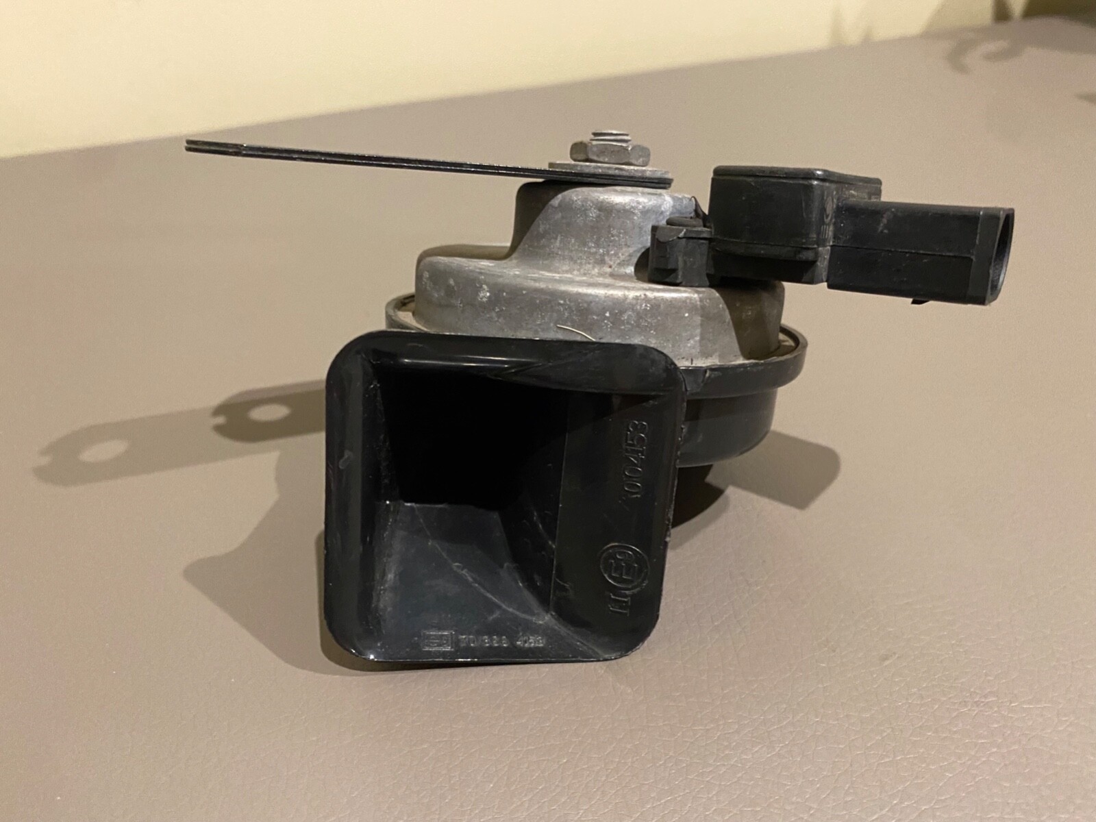 Porsche 911 991 GENUINE Horn Sound Signal Low 99163516000 | eBay