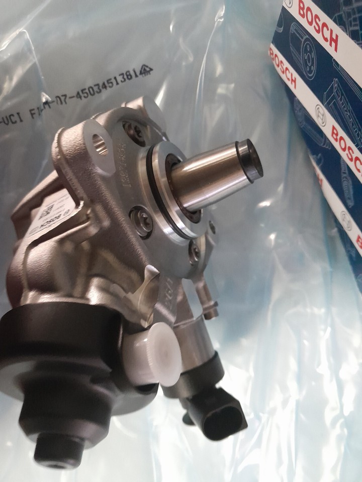 Bosch Diesel Fuel Pump for BMW 3 Series 2.0 2010-2015 0445010553 BMW 2 ...