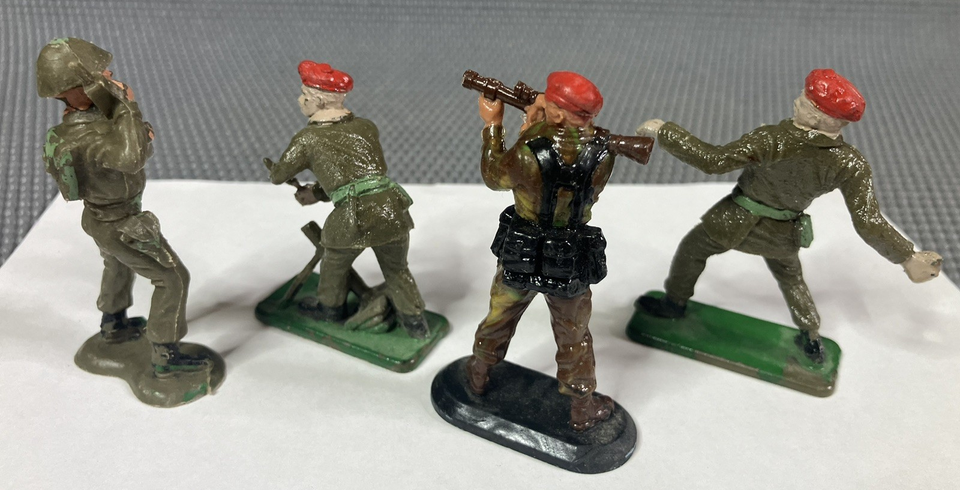 Lot of 4 Vintage Crescent Toy Co. British Toy Soldiers 60mm | eBay
