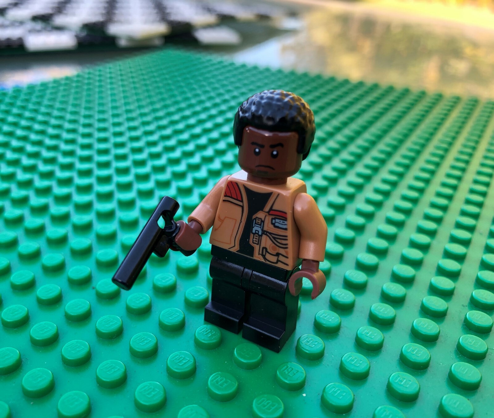 Lego Star Wars FINN Minifigure with Blaster Minifig Fin Resistance ...
