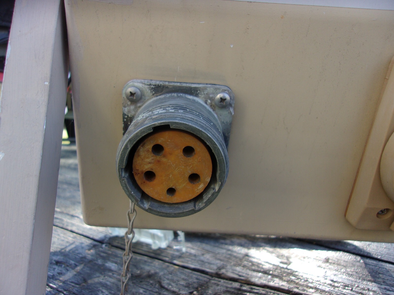 MILITARY SURPLUS GENERATOR POWER DISTRIBUTION PANEL BOX 60 AMP 3 PHASE ...