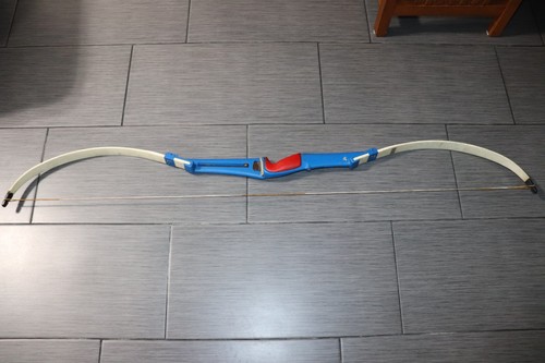 Vintage Bear Archery 76er Takedown RH Recurve Bow 35# 64" | eBay