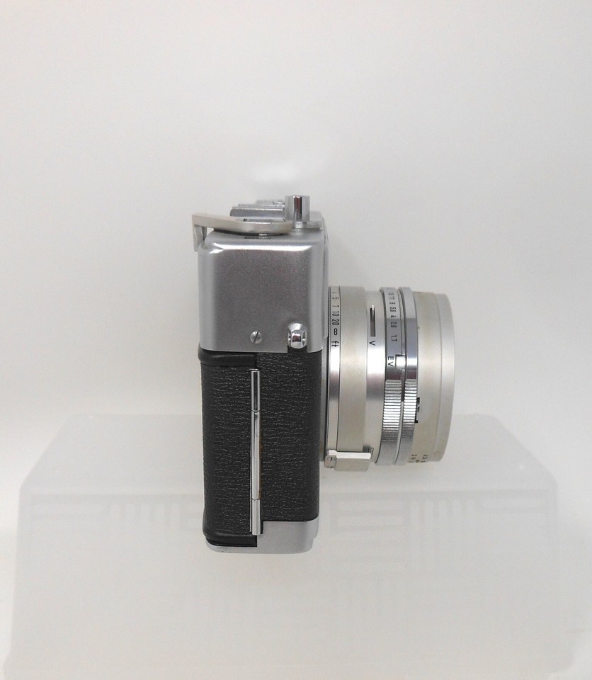 Vintage MINOLTA Easy Flash Camera~Rokkor PF Lens~Untested | eBay