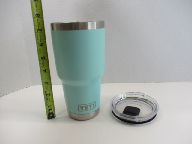 YETI Insulated Mug, Tumbler, Cup, Slider Lid, 24 Ounce, No Handle, EC ...