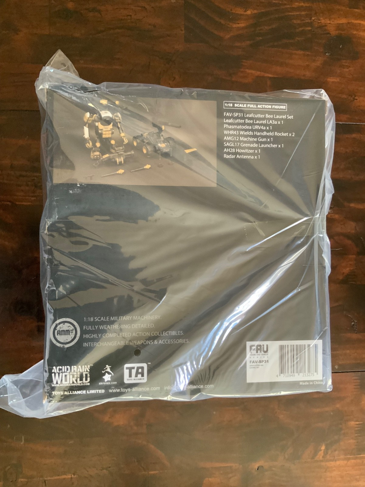 1/18 Acid Rain World Bee LeafCutter Laurel - MIB ***US SELLER*** | eBay