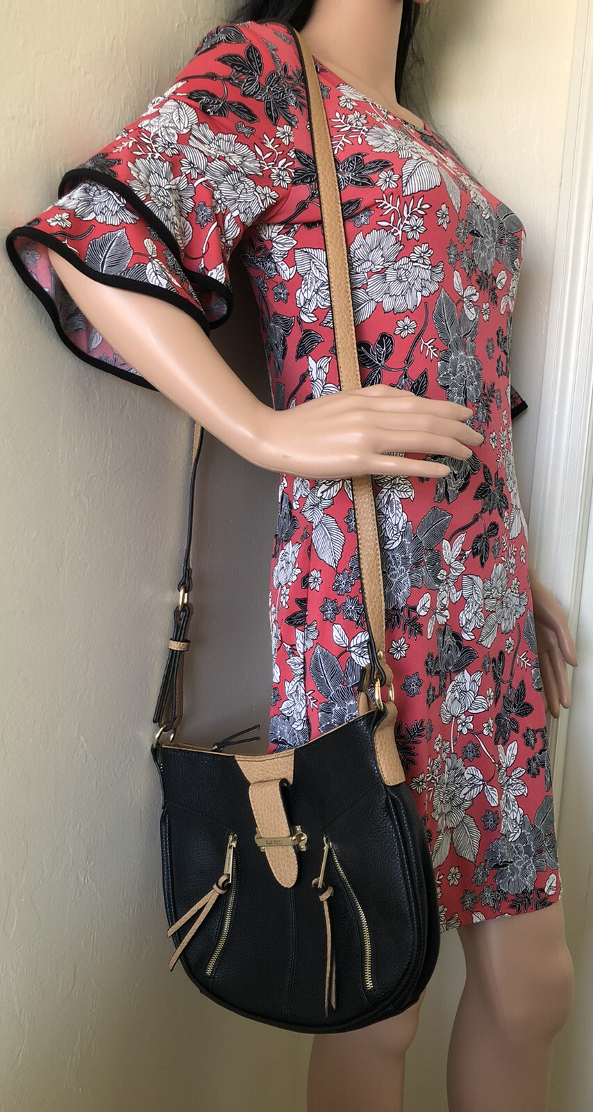 Ellen Tracy Black Leather Shoulder Cross Body Bag. - Gem