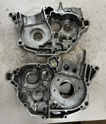 2009 Kawasaki KX250f crankcase kx 250f cases left right | eBay