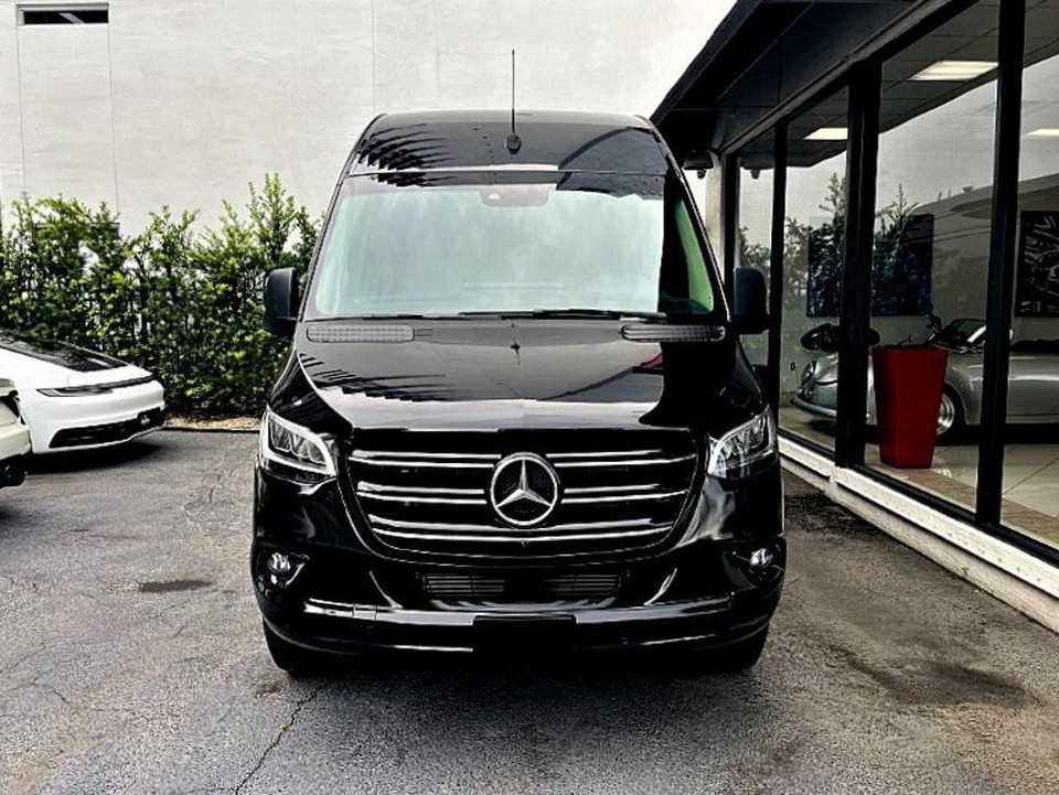 2020 Mercedes-Benz Sprinter Limo Van 3500 High Roof 170 EXT Luxury ...